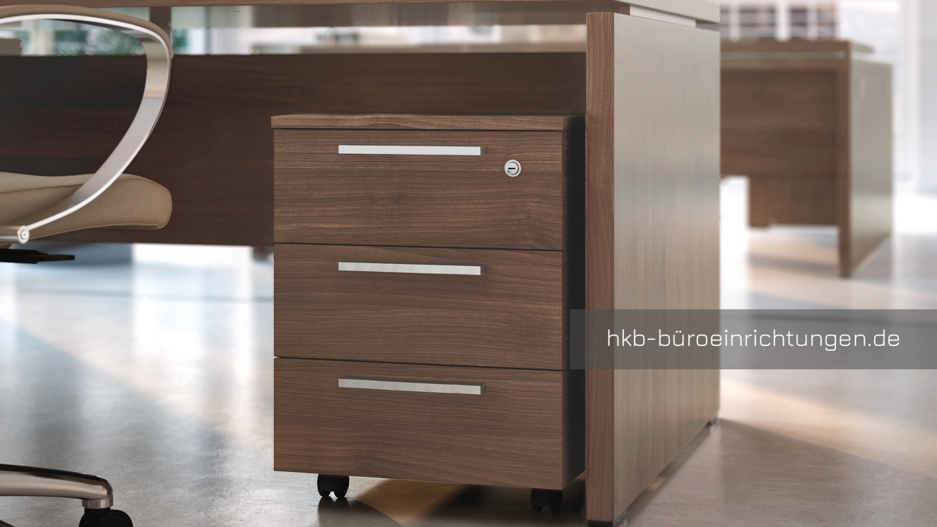 Büromöbel Büroeinrichtungen Büroschrank Schreibtisch Chefsessel